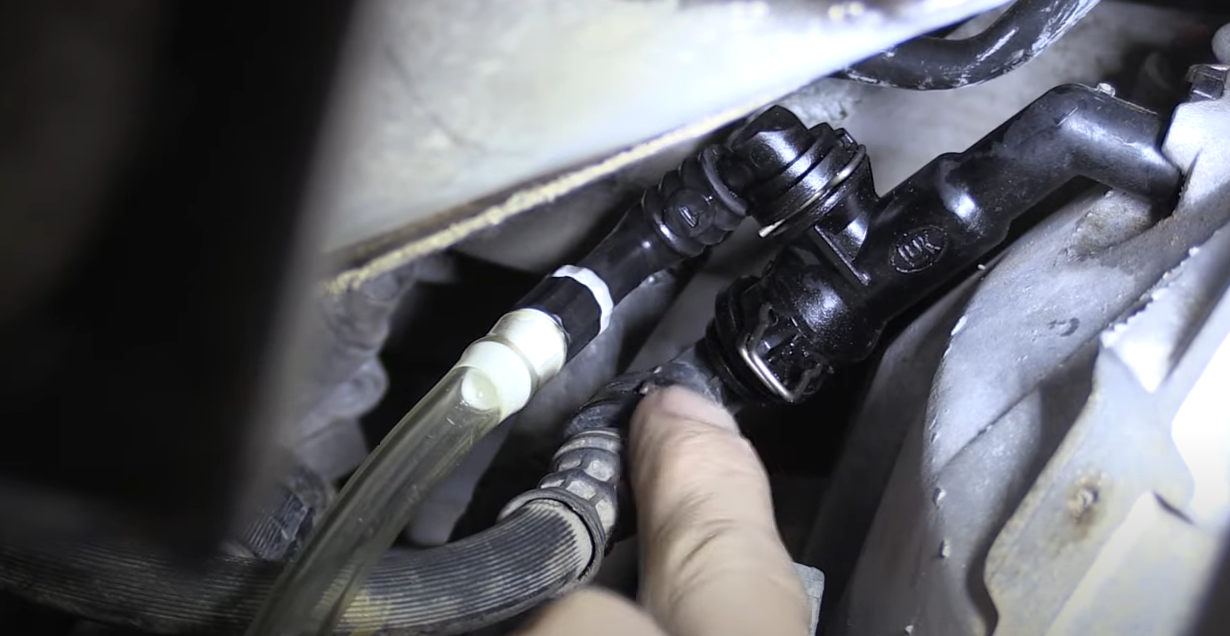 CLUTCH TECH: Ford Ranger PX & Transit Clutch Bleeding Procedure ...